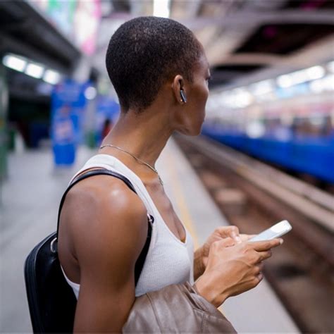 Tai Nghe Jbl Live Flex Gi R U I T T Giao Nhanh