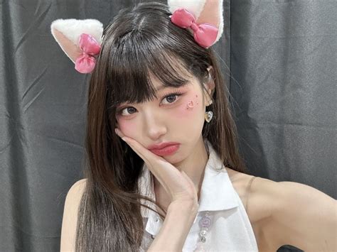 아이브 장원영 동물귀 카라 민소매 걸그룹 연예인 짤티비 JJTV KR