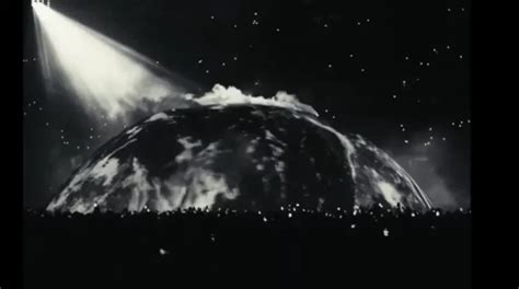 Kanye West Ye The Concert At The Sofi Stadium Bully Tour Setlist Guests Lauryn Hill And Travis