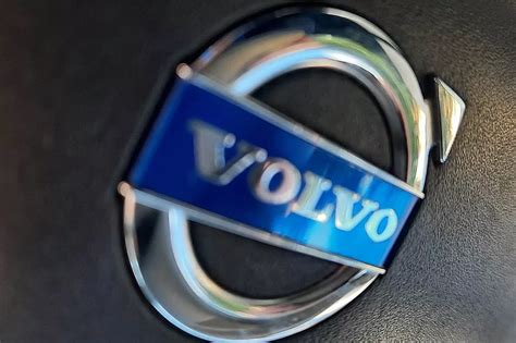 Volvo го отфрла својот електричен бренд Дознај на Време