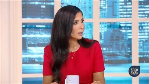 قرار عاجل بشأن المتهم بسب وقذف منى زكي