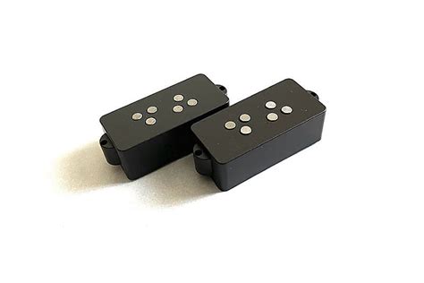 Lecompte Triple Threat 4 String Precision Bass® Pickup Reverb