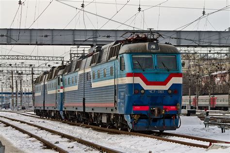 File:ЧС7-061, Москва-Киевская.jpg - Wikimedia Commons