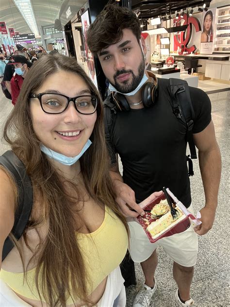 Travel Whores On Twitter Came For Breakfast At The Airport Should We
