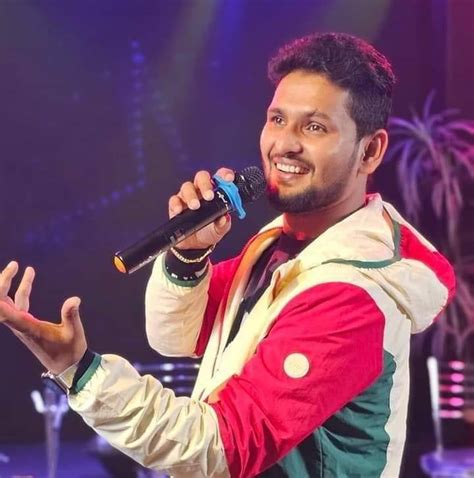 शिवेश मिश्रा ने 90 साल के दादाजी को क्या दिया 🤗😴 ️😇🌹 shivesh mishra