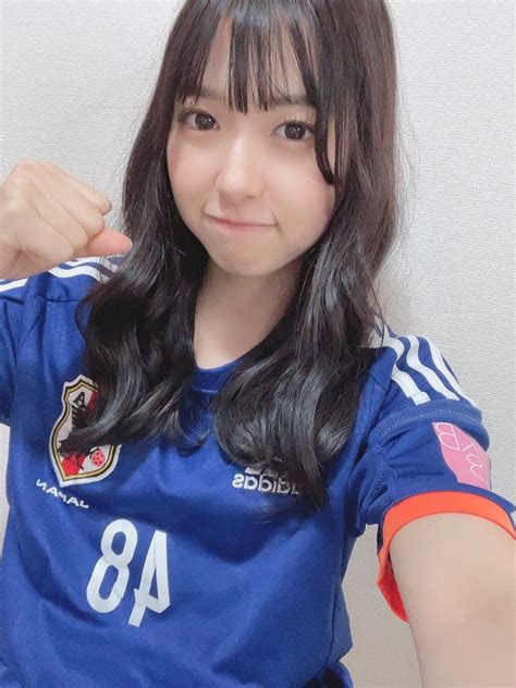 ปกพนในบอรด AKB48 チーム8