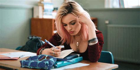 Sueños de Papel Sex education Review