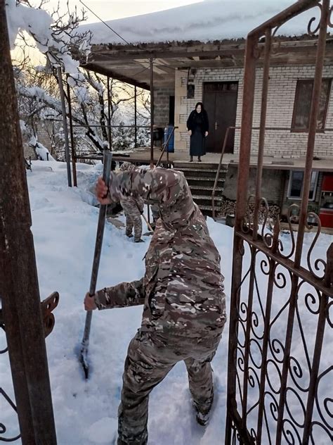 საქართველოს საქართველოს თავდაცვის ძალების სამხედროები დიდთოვლობით