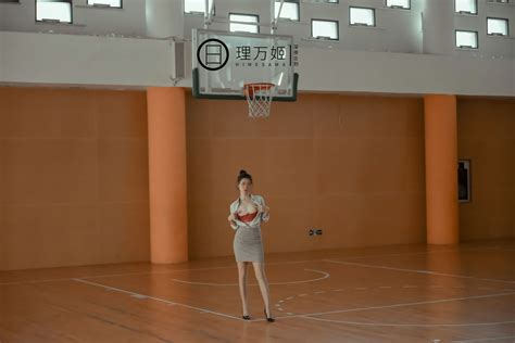 学校露出 5 47