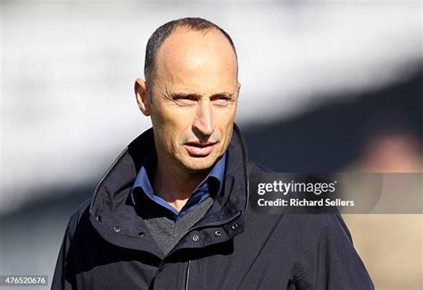254 Sky Sports Nasser Hussain Photos And High Res Pictures Getty Images