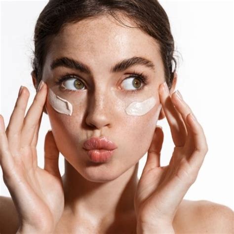 Enlarged Pores Why You Have Them And How To Get Rid Of Them