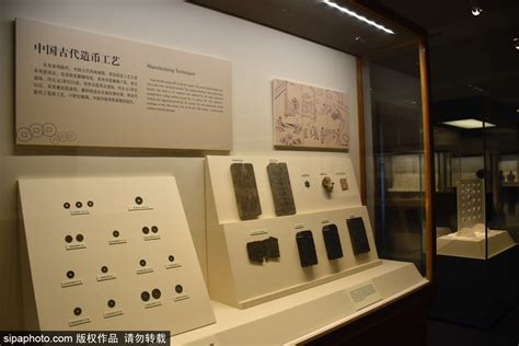 国家博物馆常设展览中国古代钱币展 展示中华文明起源和发展