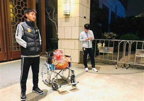 韩国网友谈韦世豪：在韩国早被开了 表示他这一行为显得不像正常人中华网