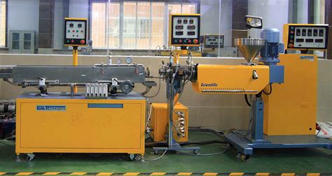 四川大学实验教学示范中心