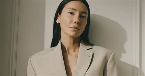 julie pelipas on her clothing brand bettter and working wardrobe style porter