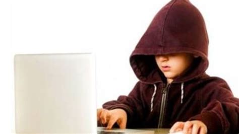 پسر بچه ۹ ساله سایت فروش بازی‌های آنلاین را در فارس هک کرد