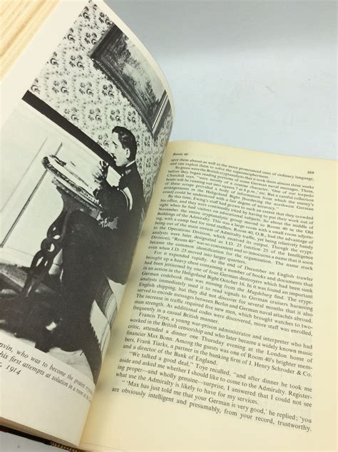 The Codebreakers The Story Of Secret Writing By David Kahn Very Good