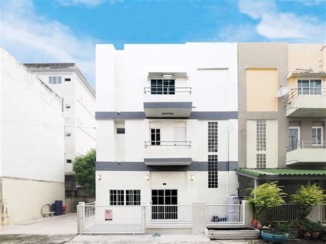 [ขายแล้วค่ะ] ทาวน์โฮม 3 ชั้น ม มนตรีทาวน์โฮม 23 5 ตร ว 4นอน 3น้ำ บ้านสวยแปลงมุม ทำเลดีมาก