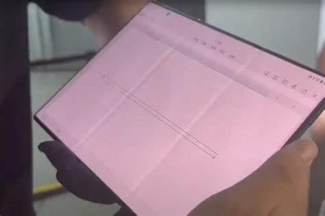 Heres A Closer Look At The Huawei Mate Xt Triple Screen Foldable The Verge