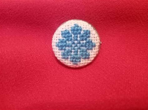 Згачки мікровишивка — ціна 150 грн у каталозі Брошки Купити аксесуари за доступною ціною на Шафі