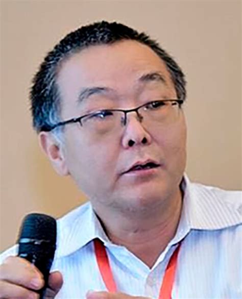 Honghui Zhangs Instagram Twitter And Facebook On Idcrawl