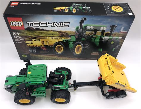 Lego 42136 - John Deere 9620R 4WD Tractor Review - Brick Folks