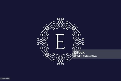 레스토랑 로열티 부티크 카페 호텔 헤럴드 보석 및 패션에 대한 고급 흰색 보라색 로고 디자인 템플릿 벡터 일러스트 레이션 로고 타입 또는 배지 디자인용 장식 셰이프 0명에