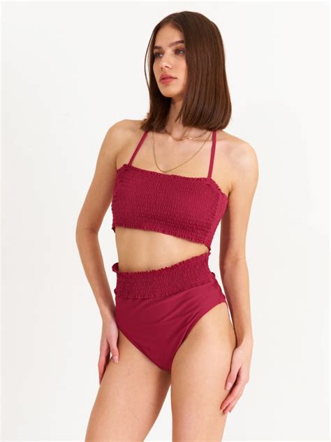 Ruched Bikini Top Gate