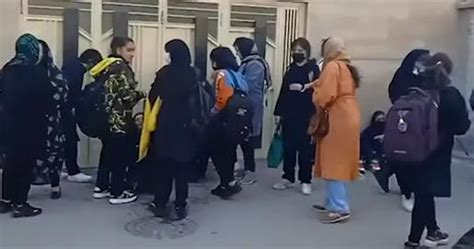 حمله شیمیایی به یک مدرسه دخترانه در شهر قدس تهران