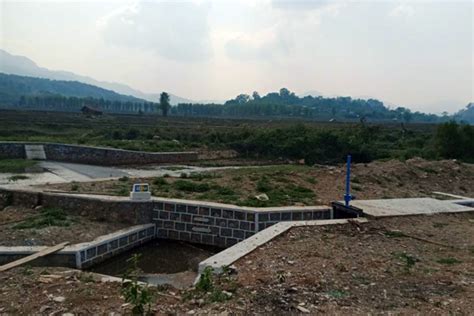 မိုင်းခုတ်မြို့၌ လယ်မြေဧက ၁၂၀ ကို စိုက်ပျိုးရေရရှိရေး မယ်သိန်းရေလွှဲဆည်ရေထိန်းတံခါးနှင့် တူးမ