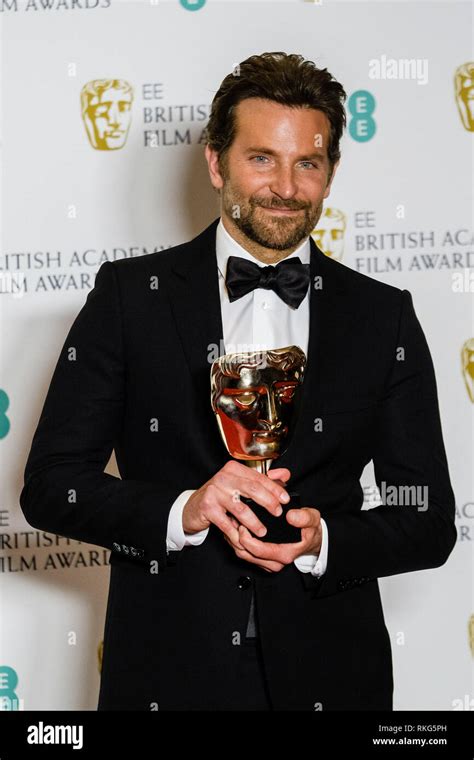 Bradley Cooper With His Award For Best Original Music Hi Res Stock