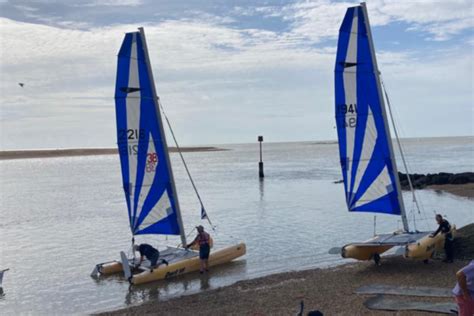 Dart Class Association