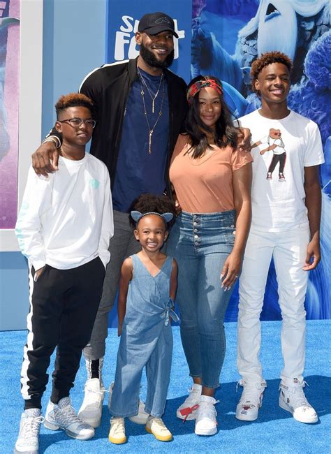 Lebron James Celebrates Wife Savannah On Their Wedding Anniversary