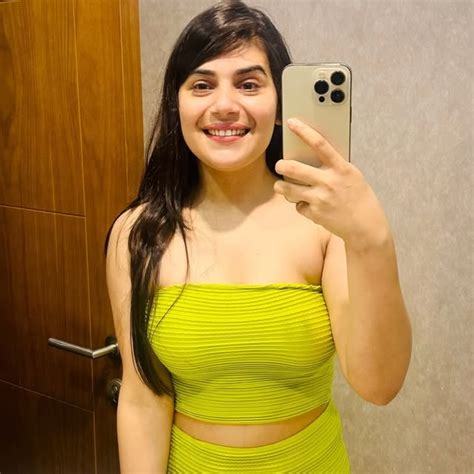 Divya Pandey Divya Dmm • Threads Say More