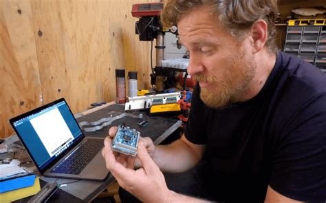 Vintage Vacuum Fluorescent Display Controlled With Arduino Due