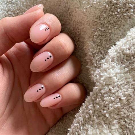 55 Chic Minimalist Short Nail Ideas 2025 Drexplains