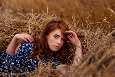 Lying Down Redhead Freckles Girl Blue Eyes Woman Dress Model Wallpaper Coolwallpapers Me