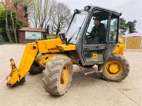 JCB 526 FARM SPECIAL TELEHANDLER C W JCB TOOL CARRIER HEAD STOCK PUH