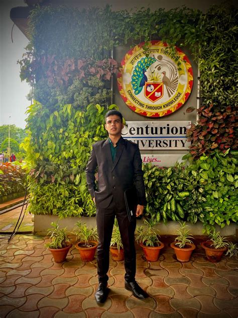 Vishal Kumar On Linkedin Businessetiquette Confidence Formaldress Professionalattire