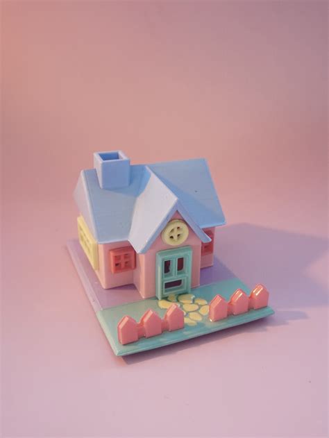 민트색 소파가 있는 파란지붕 집