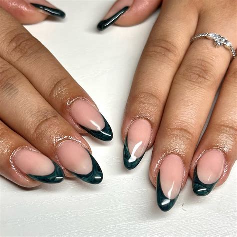 Try 30 Black French Tip Almond Nail Designs Of 2024
