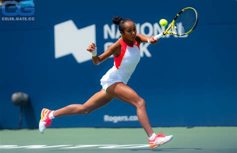 Leylah Fernandez Nackt Nacktbilder Playboy Nacktfotos Fakes Oben Ohne