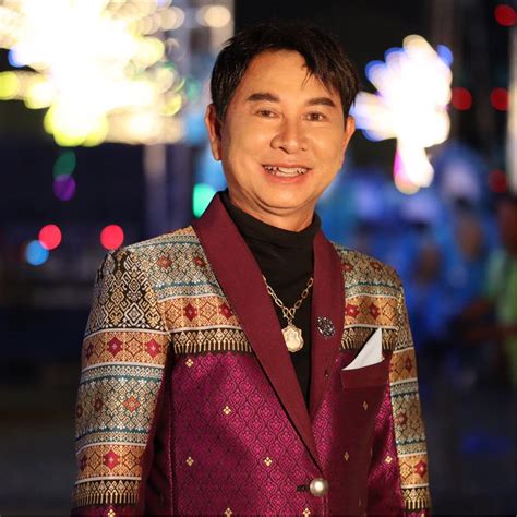 พี่สาวคนขยัน ตุ๊บตั๊บไก่ทอง ระเบียบวาทะศิลป์ ตุ๊บตั๊บ ไก่ทอง Facebook