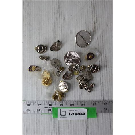 Assorted Pins Bodnarus Auctioneering