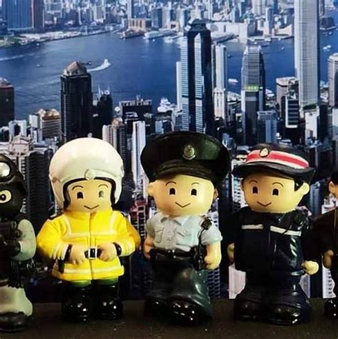 白警20 轉載：知法犯法，罪加下等‼️拉到就求情，拉唔到呢，照參加暴動同傷人阿⁉️ 【黑暴運動】涉 ＃藏汽油彈參與非法集結 ＃消防員 認