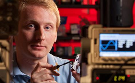 Engineering Lab Blends Science With Creativity College Of Engineering