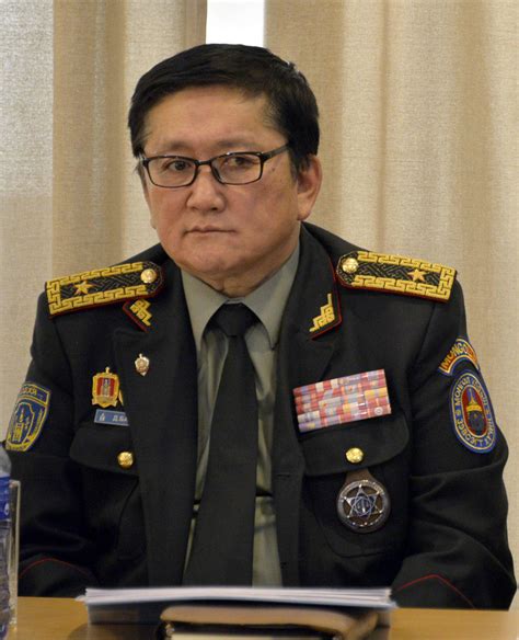 Шүүхийн шинжилгээний үндэсний хүрээлэнд ажиллалаа