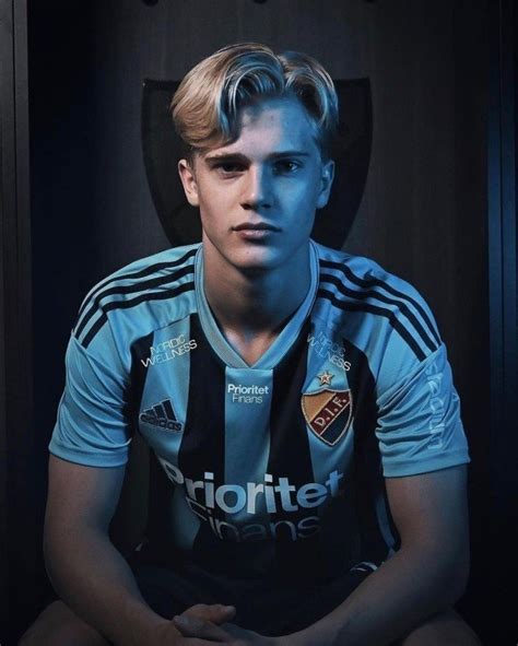 토트넘 오는 스웨덴 선수 루카스 베리발 해외축구 에펨코리아