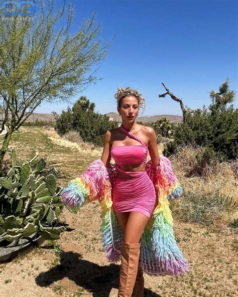 Model Roz Nude Pictures Photos Playboy Naked Topless Fappening