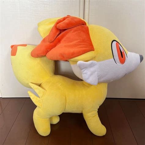 Pokemon Fennekin Plush